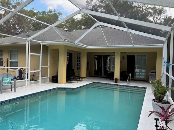 Beautiful 3-bed Pool Home Located Minutes From Rainbow River And Wec. - Dunnellon, FL
