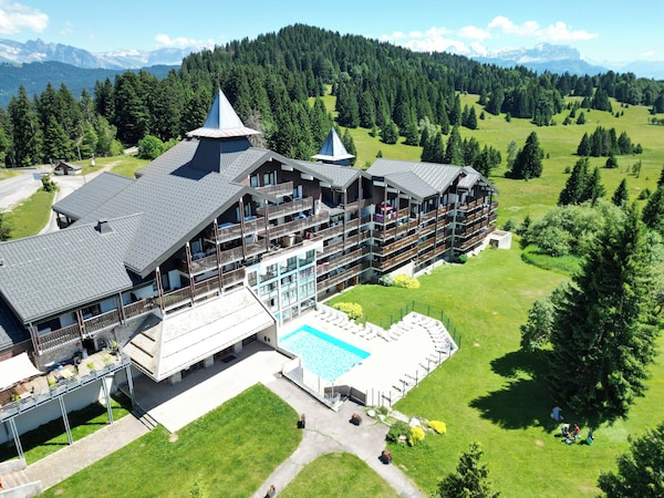 Studio Cosy Au Praz-de-lys  Vue Mont-blanc Et Piscine Privée - Taninges