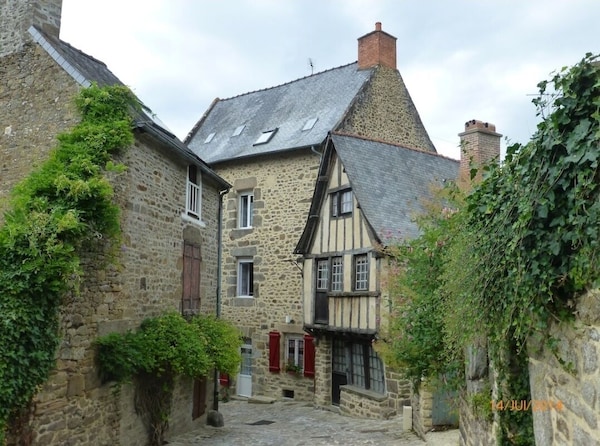 Le Manoir De La Magdeleine - Dinan