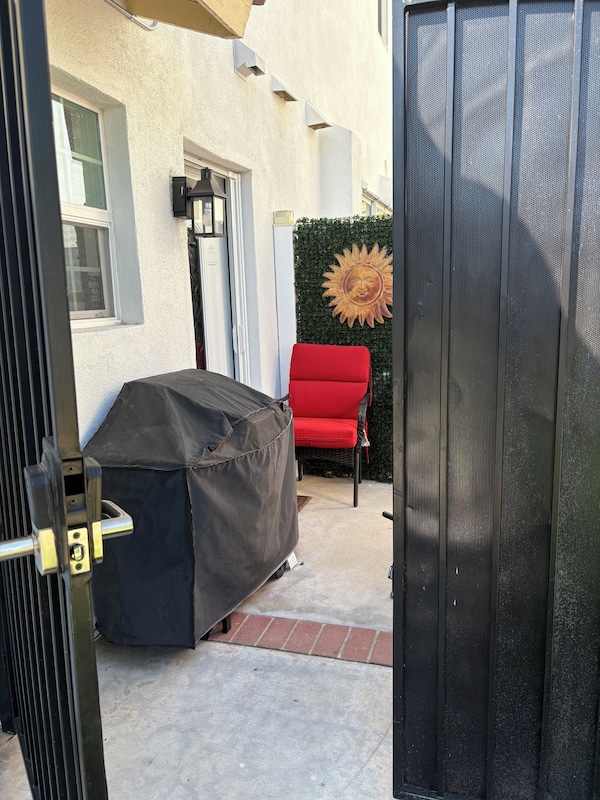 Studio With Murphy Bed, Ac/heating, Wifi, Fitness Equipment, Moreno Valley - Moreno Valley, CA