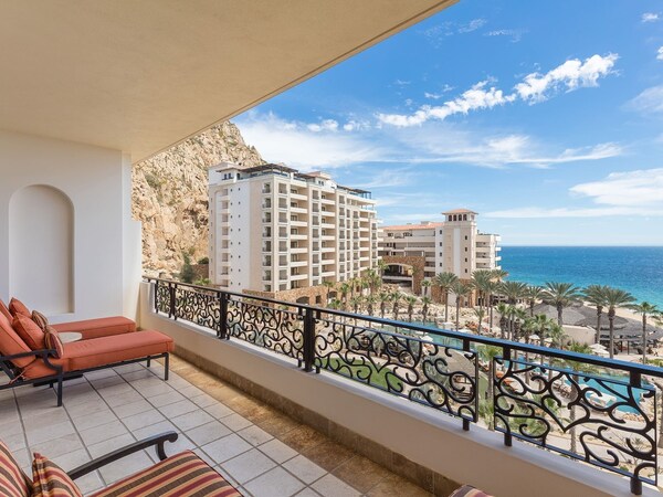 Grand Master Suite! Elegant 1248 Square Foot Suite. - Cabo San Lucas