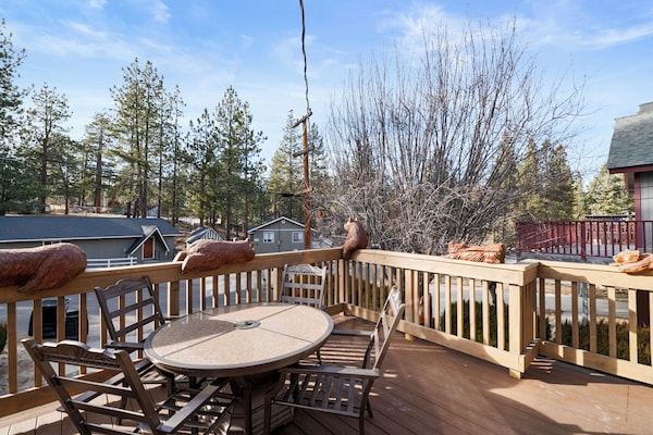 Big Bear Cottage - Walk To Lake, Smart Tv, Fireplace, Deck - Big Bear Lake, CA