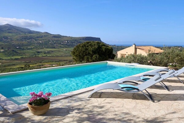 Villa Le Terrazze Blu By Sicily Travelling Villas - Scopello, Italy