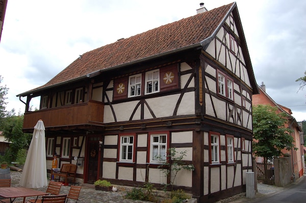 Ferienhaus (85qm) Mit Tollen Garten - Mellrichstadt