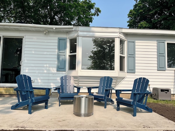 Renovated 2-bedroom Lake Home On Private Lake Minutes From Countless Amenities - Detroit Lakes, MN
