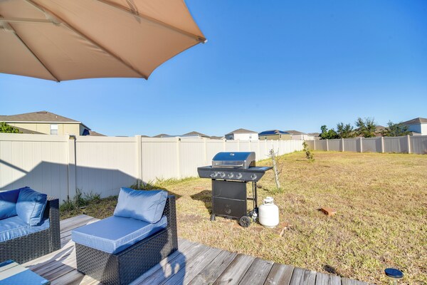 7 Mi To Beach: Spacious Ruskin Home W/ Patio - Apollo Beach, FL