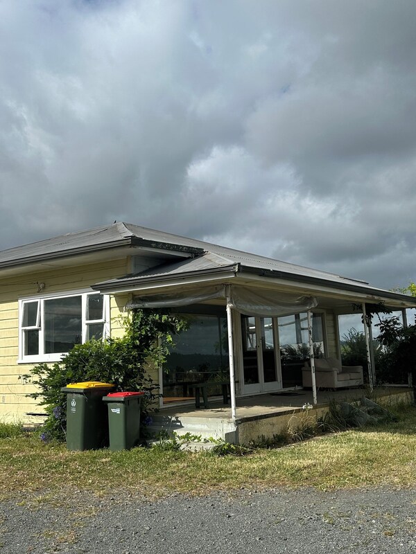 Lifestyle Entire House, Very Quiet With Beautiful View - Clevedon