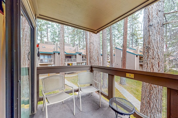 Inviting Condo Near Skiing With Lake/beach Access, Pools, & Hot Tubs - South Lake Tahoe, CA