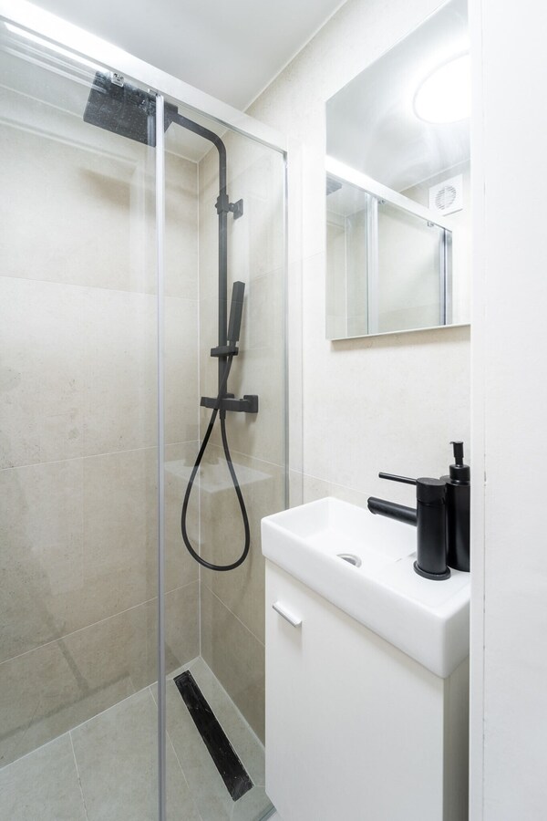 Beautiful One Bedroom Apartment - Provincie Antwerpen