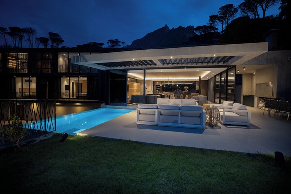 Tarentaal Kloof: Where Luxury Blends With Nature At This Newly Constructed Villa - Camps Bay