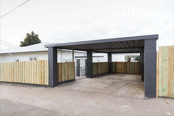 Carinya Charming Newstead Home - Launceston