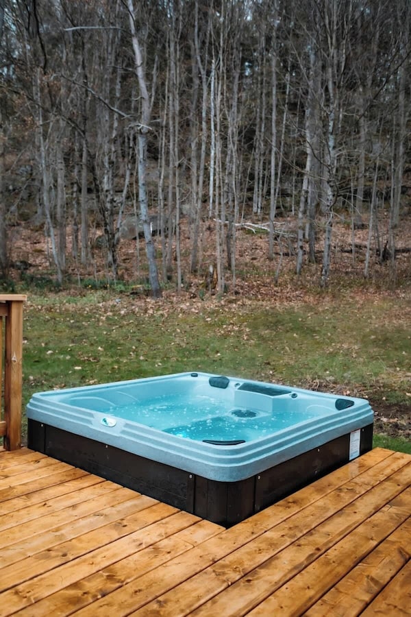 Rosseau Retreat With Hot Tub - Algonquin Provincial Park