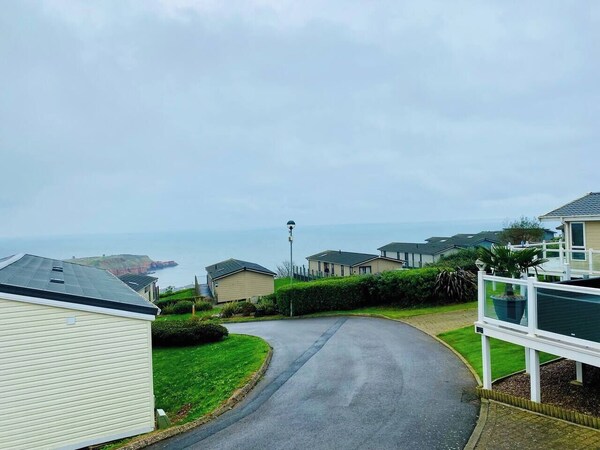 Ocean Bliss Lodge At Devon Cliffs Resort - Devon