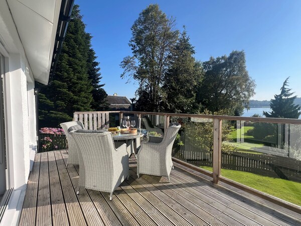 Dunbheag Cottage - Waterfront, Seaviews, Sleeps 4 Guests - Dunoon