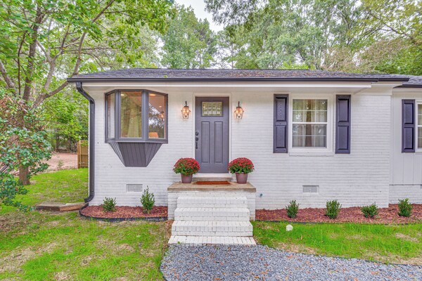 Charming Downtown Cary Retreat - Apex, NC
