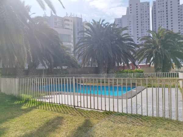 Departamento Muy Comodo, 4 Dormitorios 3 Baños - Iquique