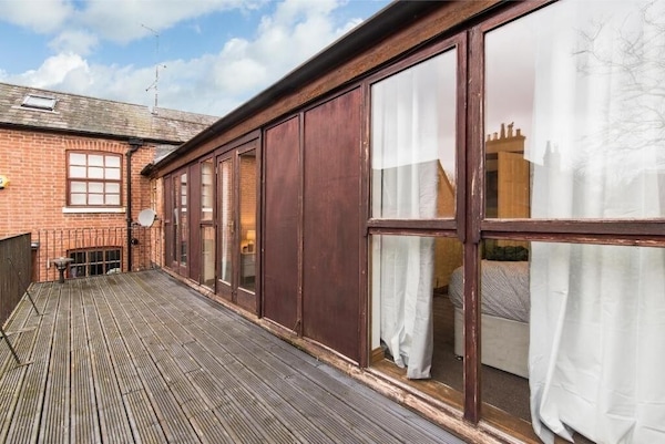 Boutique 3 Bedroom In Central Leamington - ロイヤル・レミントン・スパ