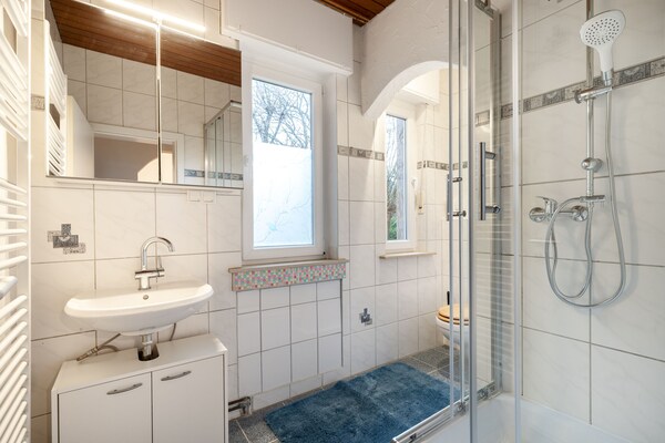 Alquiler-de Lujo-baño Privado-erdgeschoss - Bielefeld