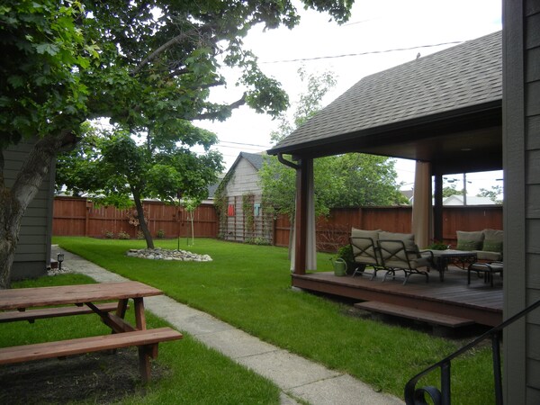 Moose Traks \Ncome Stay In Downtown Red Lodge, 2 Blocks From Broadway Street - Red Lodge, MT