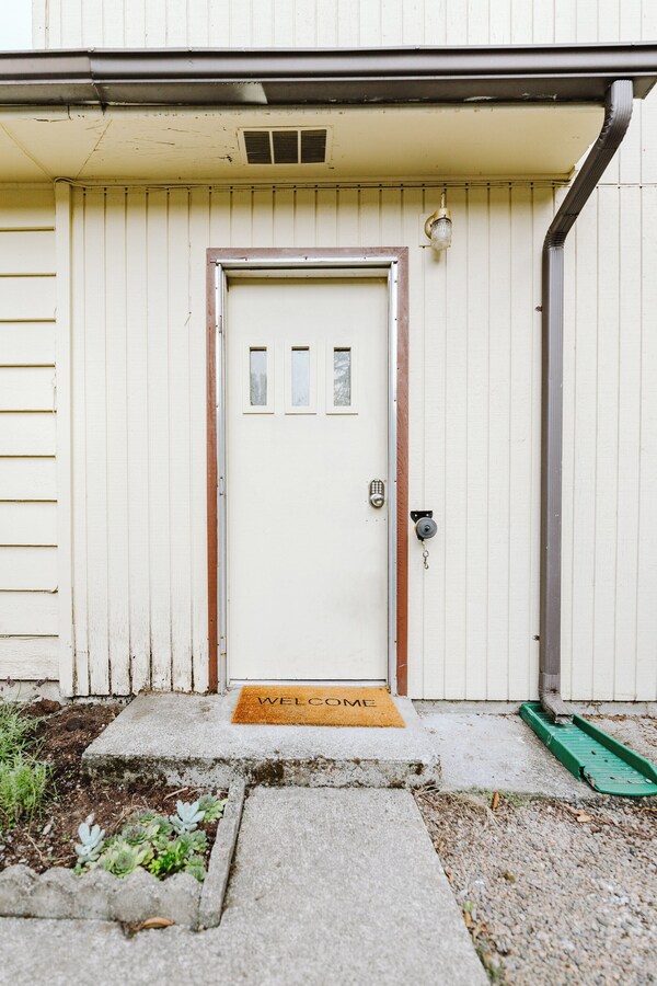 The Nook, A Craftsman Studio With Everything You Need - オリンピア, WA