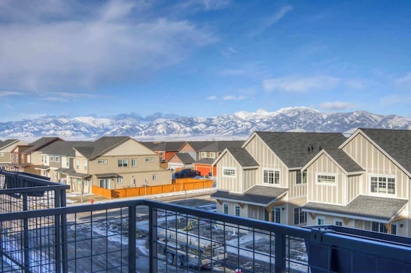 New Mountain Game Room Getaway - Bozeman, MT
