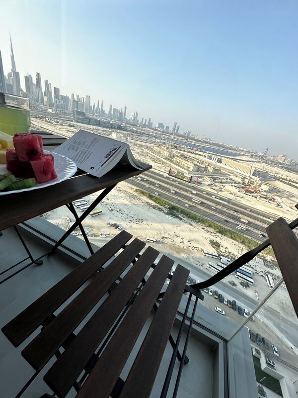 Panoramic 1 Bdr Apartment With Stunning Views From Burj Khalifa To Harbor Creek. - Dubái