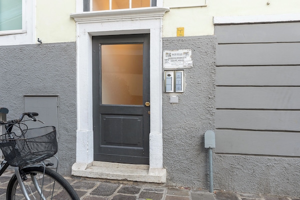 One-room Apartment '103 Palazzo Cavour' With Wi-fi And Air Conditioning - Bolzano
