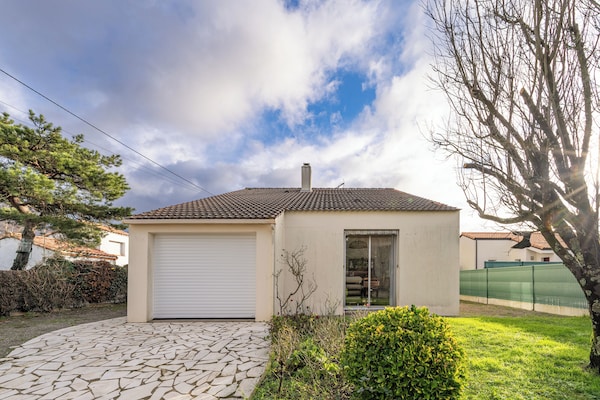 Villa Avec Terrasse Privée, Jardin Privé Et Wi-fi - La Bernerie-en-Retz