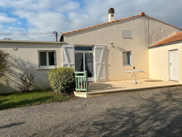 Villa '1 - Maison De Pêcheur Pré Vert' With Private Terrace And Private Garden - Pornic