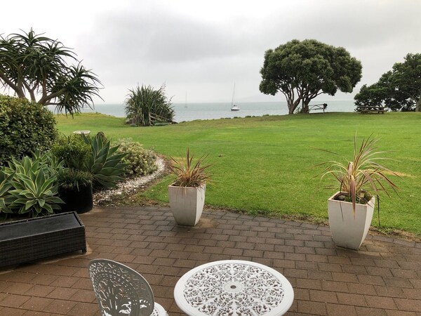 Award Winning Luxury One Tree Point Apartment On Waterfront Whangarei Harbour. - One Tree Point