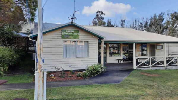 Hill View Cottages - Sail A - Nannup