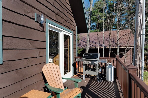 Cozy 3bedroom W/2 Bath And Full Kitchen, Outdoor Bbq, Fire Pits - Lake Placid, NY