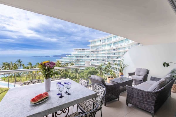 Peninsula Deluxe Resort, 4 Br, Great Ocean Views, Great Amenities - Nuevo Vallarta