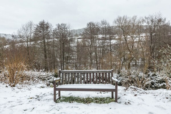 Apartment 'Struthhof' With Mountain View, Private Terrace And Wi-fi - Bad Camberg