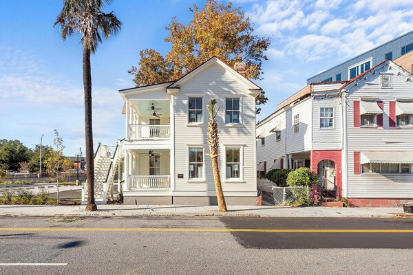 Downtown Elegance - Close To King! - Charleston, SC