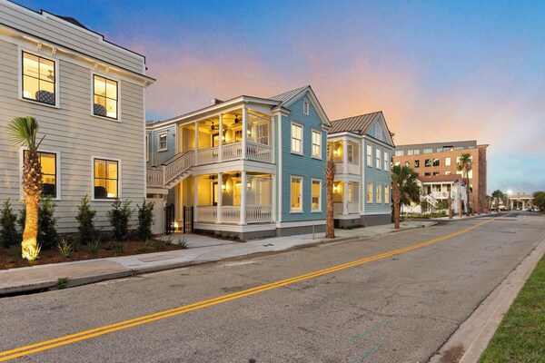 Luxurious 4br Downtown Home - Walkable! - Charleston, SC