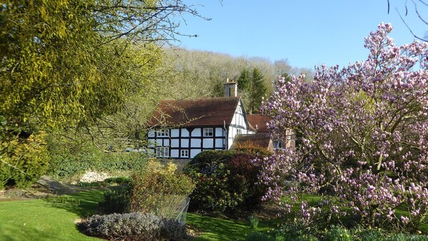 Coppice House - Pet Friendly Near Broadway - Cotswolds
