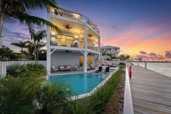 Marathon Key Escape /  Pool  Dock  Ocean Views - Marathon, FL