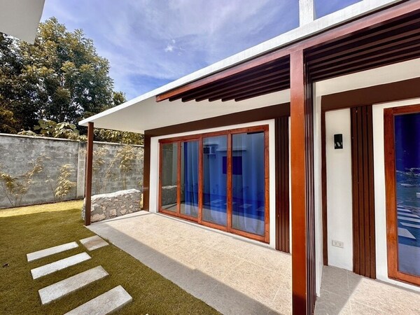 Create Unforgettable Memories In Our Charming And Affordable Villa  Book Now! - Moalboal