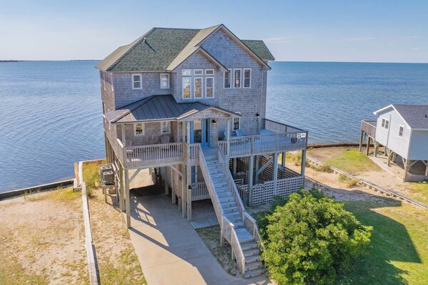 Summer Savings - Soundfront Dog Friendly Home W/ Hot Tub And Windsurfing Access - Hatteras, NC