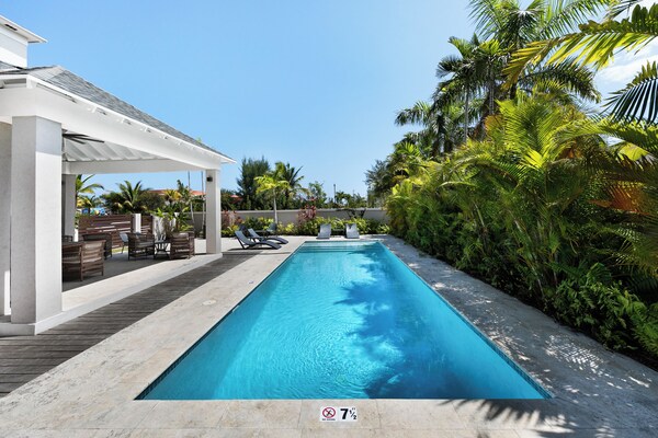 2br Luxury Modern Condo: Baha Mar, Beach & Pool - Gated Community - Nasáu