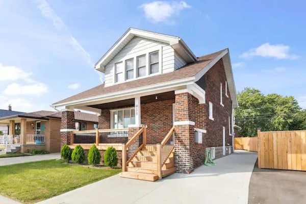 4bd/2ba Fully Equipped - Riverside,east Windsor - Windsor, ON, Canada