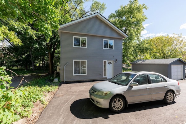 3-bedroom Home Perfect For Beach & City Getaways - Barrie