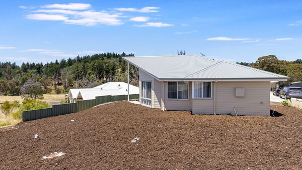 Hill View Cottages - Sail B - Nannup