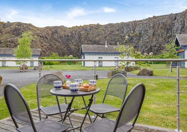 Rosebay - Three Bedroom House, Sleeps 6 - Seahouses