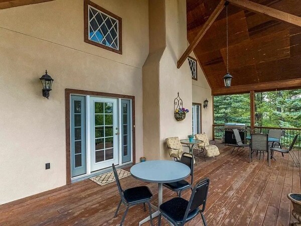 The Place To Be -4 Bedroom 3 Bath Mountain Home - Coyote Creek State Park, Guadalupita