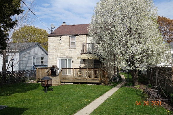 Charming 3-bedroom House In Lovely Milwaukee Near Dt And Hospitals - Milwaukee, WI