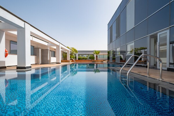 Delightful 2br At Sky Gardens Difc By Deluxe Holiday Homes - 두바이