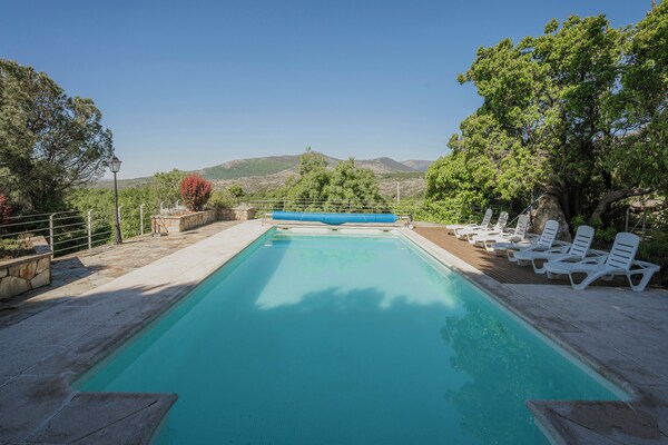 Finca 'Villa Karina' Con Vistas A La Montaña, Piscina Privada Y Wi-fi - Lozoya