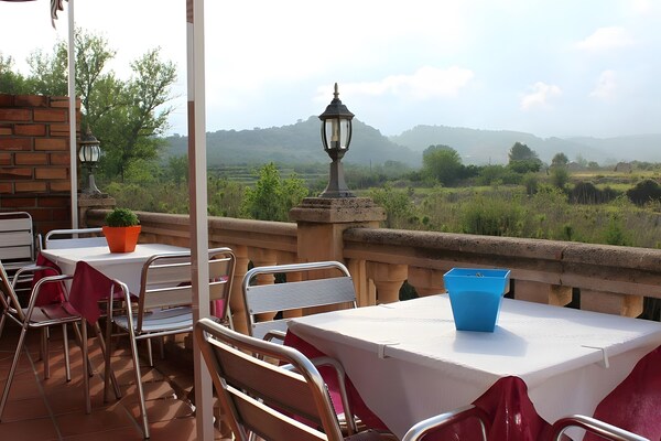 Room 'Doble 3' With Shared Terrace And Wi-fi - Pego